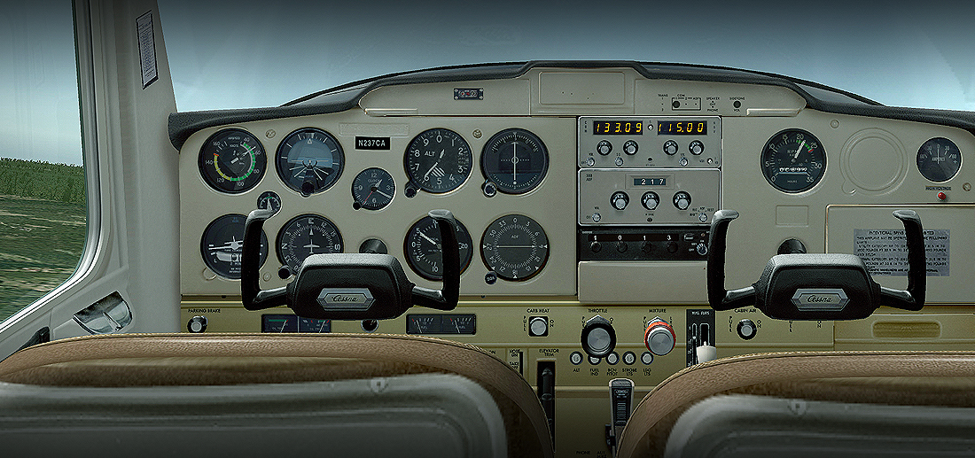 C152 II XPLANE – Carenado